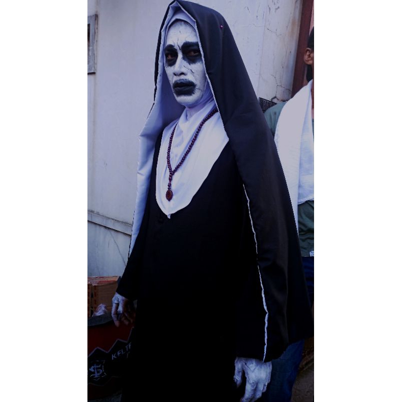 Jual Kostum Valak Baju Karnaval Hantu Cosplay Valak | Shopee Indonesia