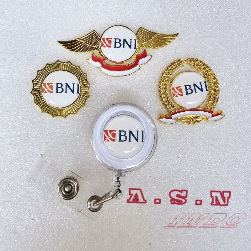 Jual Pin Logo Bank BNI Yoyo Id Card BNI Lencana BNI | Shopee Indonesia