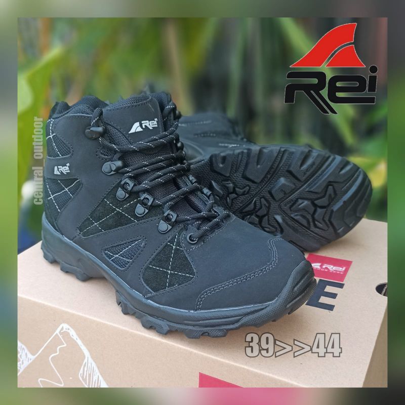 Jual sepatu hiking Arei outdoor gear original Indonesia sepatu gunung ...
