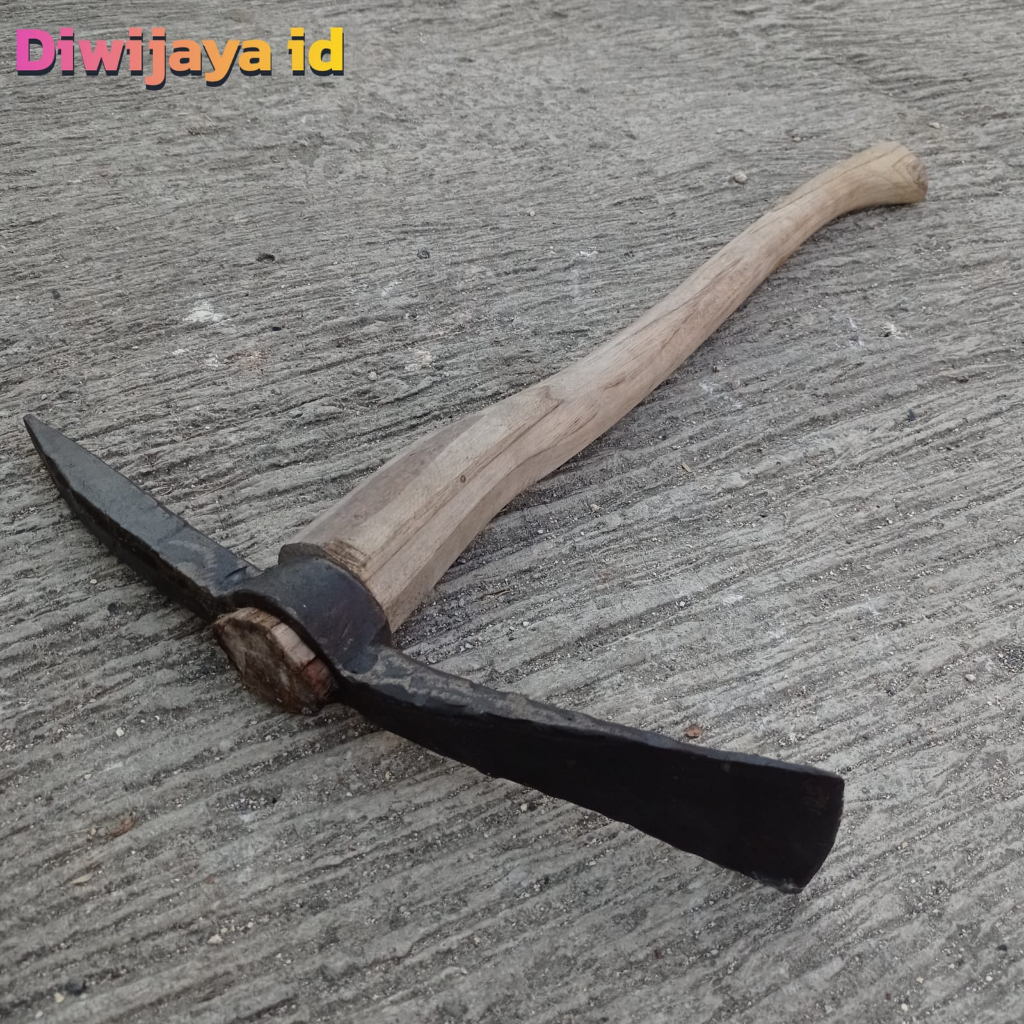 Jual Siap Pakai Cangkul Ganco Blencong Besar Penggali Tanah Keras ...