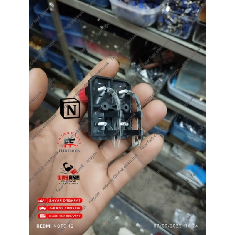 Jual Terminal Speaker 4 Pin Bell Tapak Kuda Stereo Amplifier sound ...
