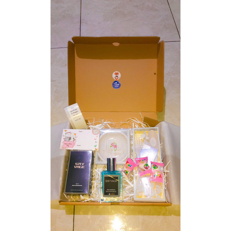 Jual Gift Box Cowok (Parfum Savage) | Shopee Indonesia
