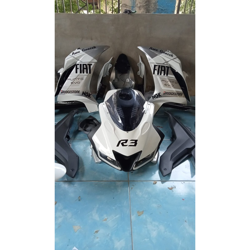 Jual Fullset fairing byson model r15 v3 | Shopee Indonesia