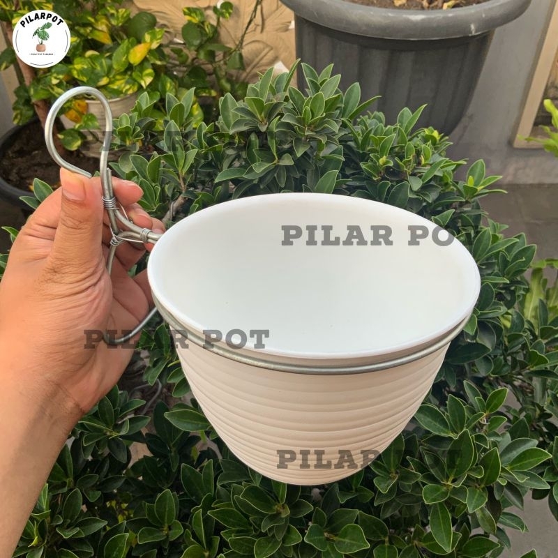 Jual Gantungan Pot Bunga Tanaman Kawat Lobang 1 Untuk Ukuran Pot 17 Cm ...