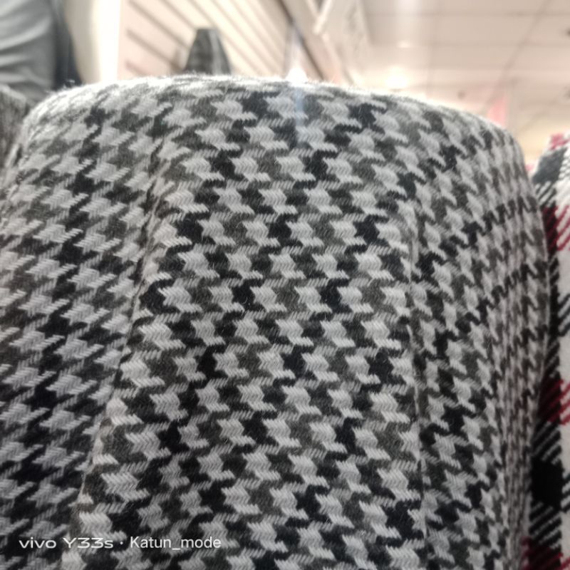 Jual BAHAN KAIN WOL AKRILICK /TWEED | Shopee Indonesia