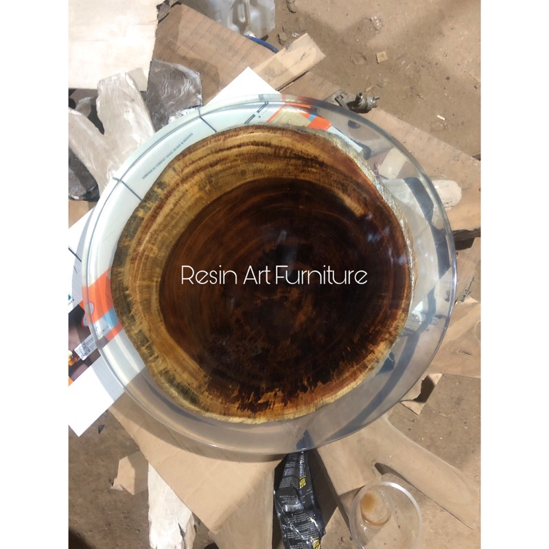 Jual Meja Tremebsi Resin Bening Bundar, Meja Tamu Trembesi Resin Bening ...