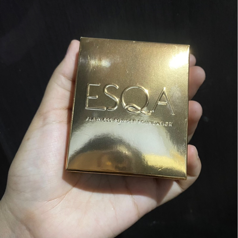 Jual (NEW) ESQA FLAWLESS POWDER FOUNDATION BEDAK PADAT | Shopee Indonesia