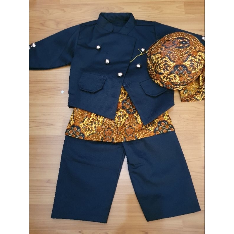 Jual Setelan Beskap Bayi Hitam Basofi Melayu Kostum Adat Jawa Batik ...