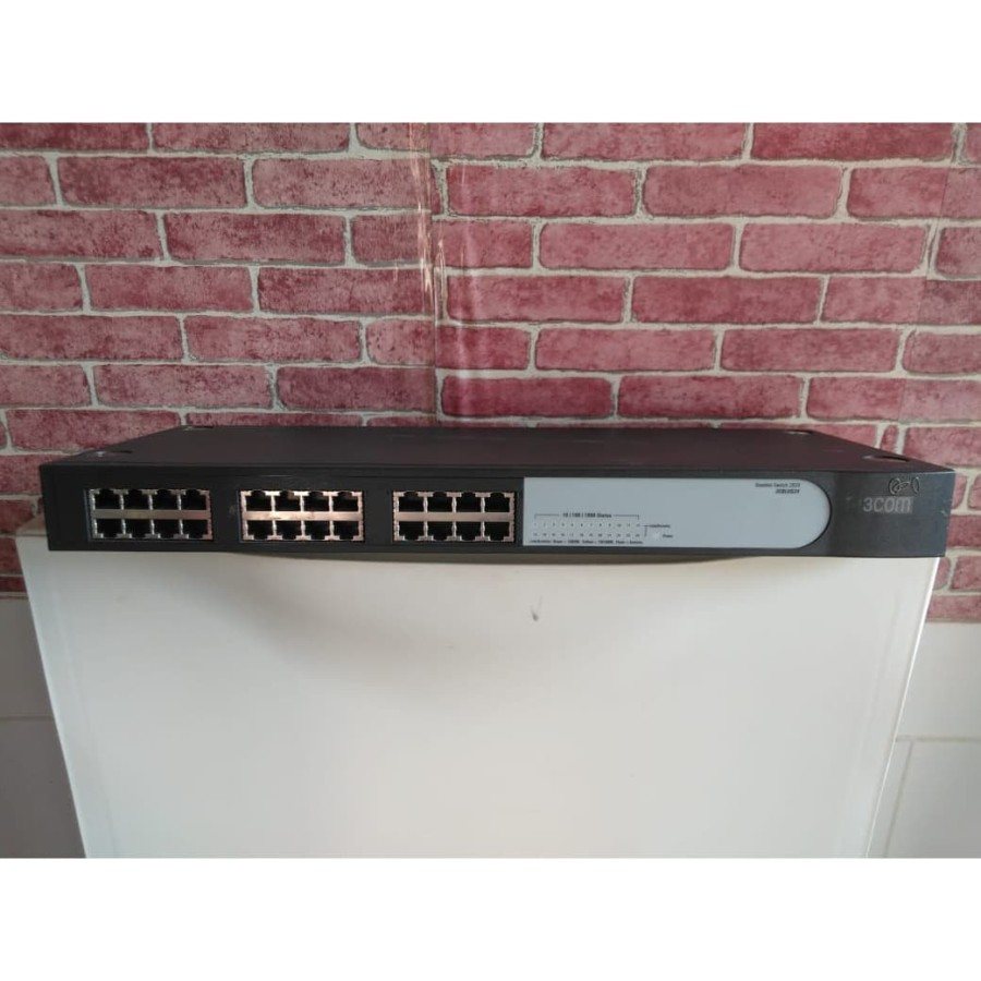 Jual Switch 3com 24 Port 10/100/1000 ( gigabit ) | Shopee Indonesia