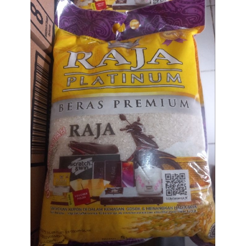 Jual Beras Premium Repack 1 Liter Merk Raja Platinum | Shopee Indonesia