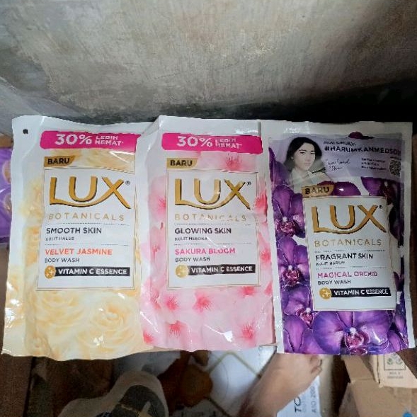 Jual sabun cair lux 400 ml bodywash sabun mandi 400ml | Shopee Indonesia