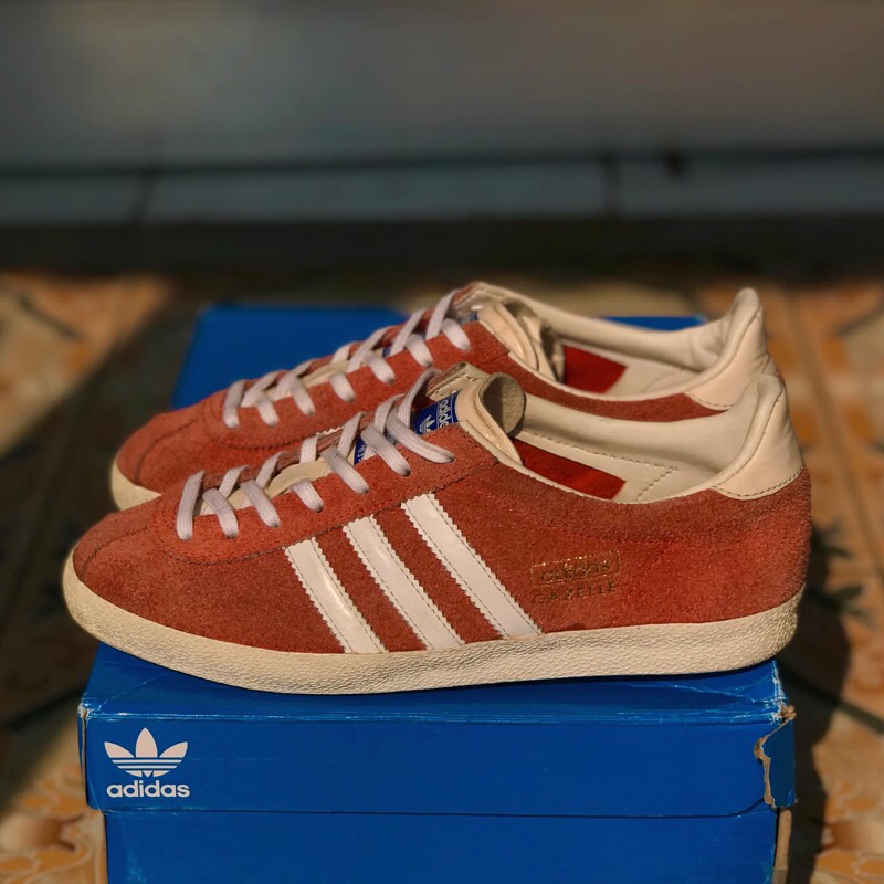 Jual adidas gazelle og red | Shopee Indonesia