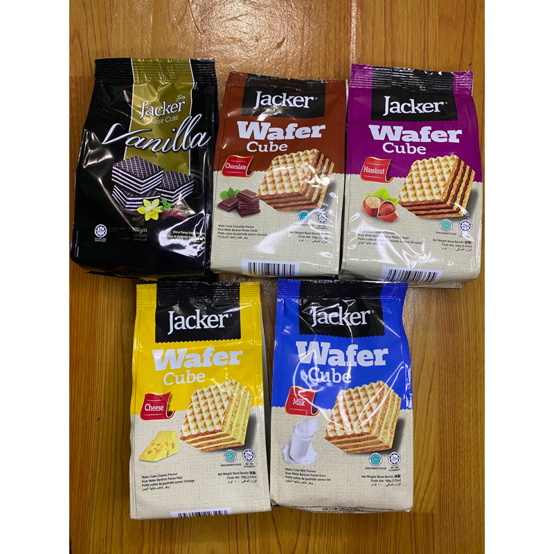 Jual JACKER WAFER CUBE VANILLA CHOCOLATE COKLAT HAZELNUT CHEESE KEJU ...