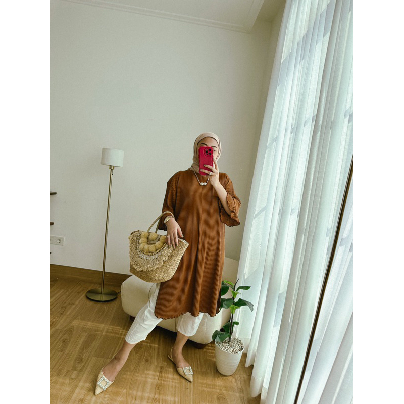 Jual MISSCHICS - DAILY SLIT TUNIC - TUNIK WANITA - TUNIK JUMBO | Shopee ...