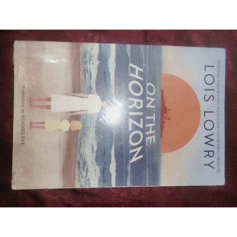 Jual On the Horizon - Lois Lowry - buku novel new sealed english ...