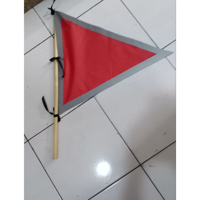 Jual Bendera safety segitiga flagman | Shopee Indonesia