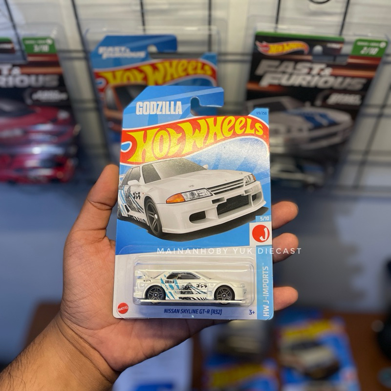 Jual GODZILLA NISSAN SKYLINE R32 HOT WHEELS | Shopee Indonesia