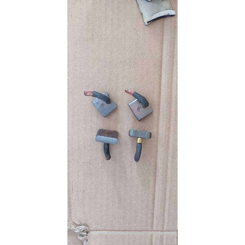 Jual Carbon brush Cool Stater Daihatsu Taft Gt Delta V83 | Shopee Indonesia