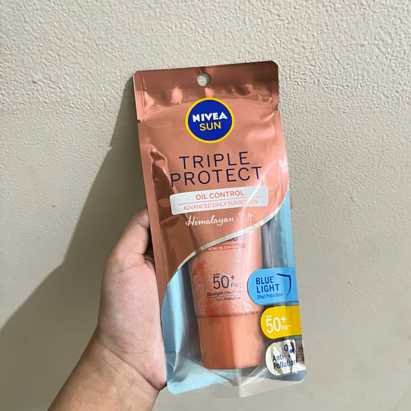 Jual NIVEA SUN Triple Protect Acne Oil Control SPF50+ PA+++ Sunscreen ...