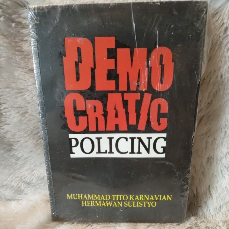 Jual demo cratic policing | Shopee Indonesia