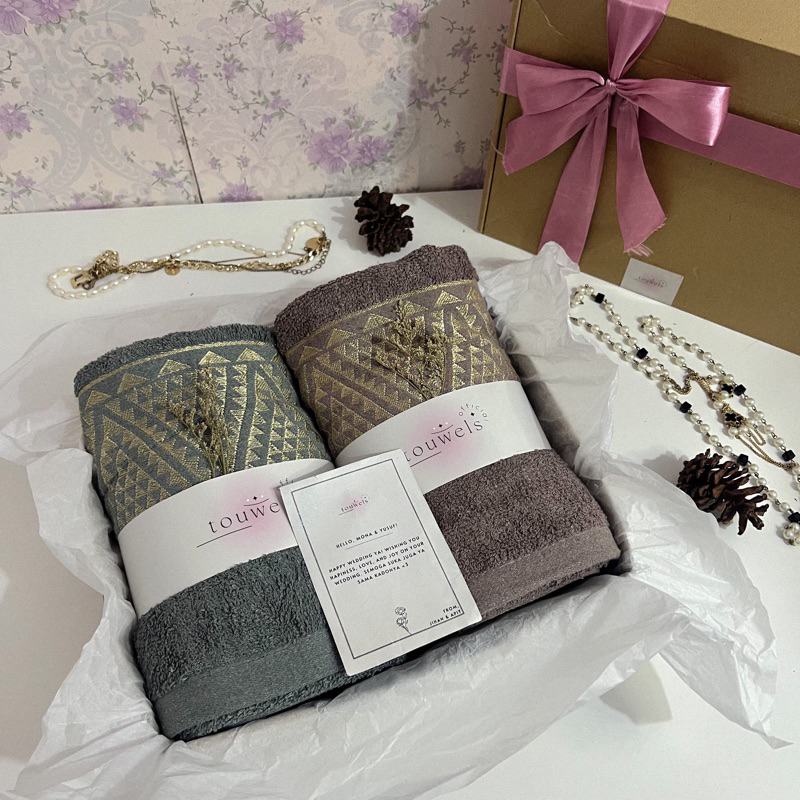 Jual Hampers Kado Handuk Souvenir / Gift Set Box Handuk Katun 70x140cm ...
