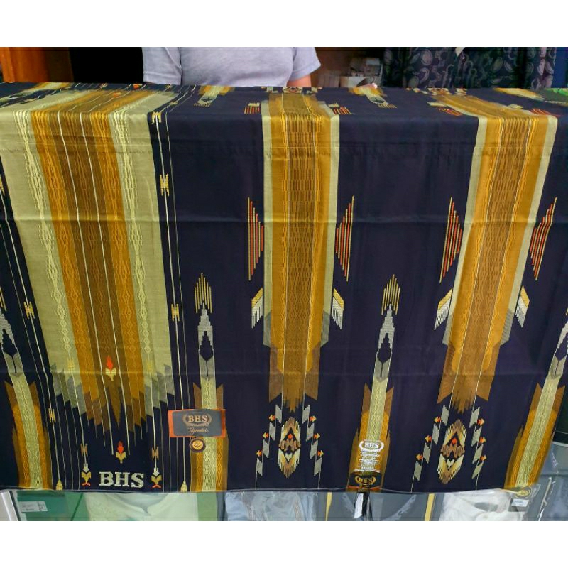 Jual SARUNG BHS SGC SIGNATURE HITAM EMAS(LIMITED EDITON) | Shopee Indonesia