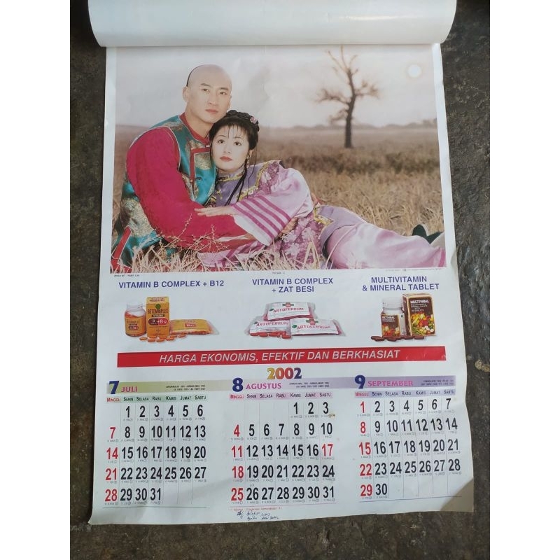 Jual KALENDER TAHUN 2002 KUMPLIT ADA WETON/PASARAN ( KOLEKSI BARANG ...
