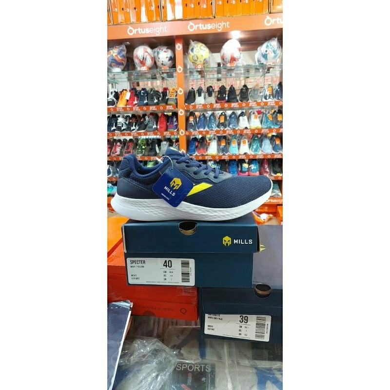 Jual sepatu merek mills(100%original)tanya dulu nomor sama kami ya ...
