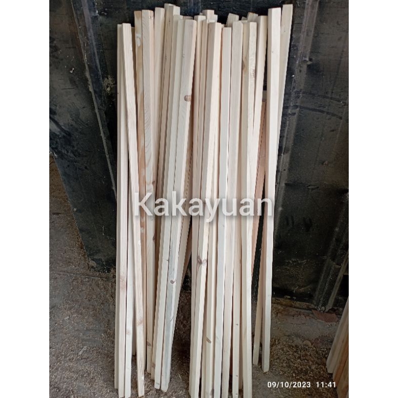 Jual reng kayu jati belanda 2x2cm isi 10 batang | Shopee Indonesia