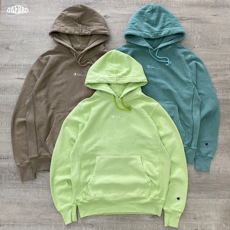 Jual Hoodie Champion Reverse Weave Dyed Colour Embroidered Script Logo ...