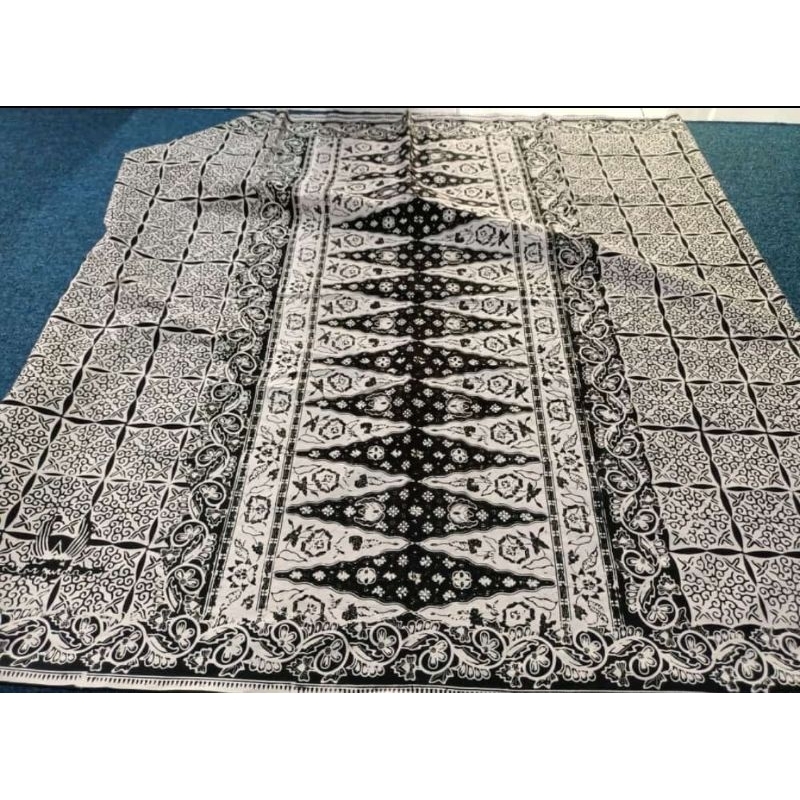 Jual Sarung Batik Lar Gurda Sarung Batik Solo Asli k1a | Shopee Indonesia