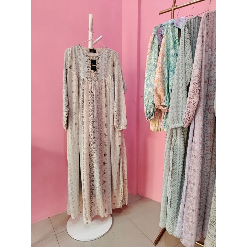 Jual GHANIYA Dress (Beige) | Shopee Indonesia