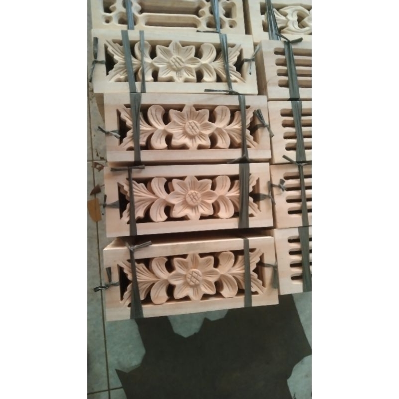 Jual dekorasi dinding 10x25 kepingan loster motif daun ornamen ukiran ...