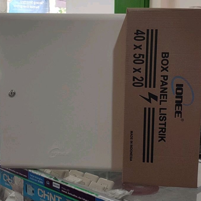 Jual Box Panel IONEE 40x50x20 kunci putar | Shopee Indonesia