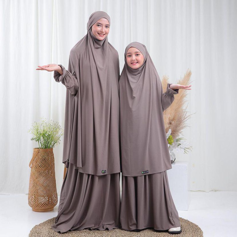 Jual Gamis Couple Ibu dan Anak / French Khimar Fatimah Full Set Dengan ...