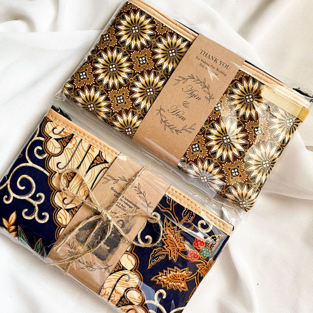 Jual SOUVENIR DOMPET POUCH BATIK 19x12cm / SOUVENIR DOMPET BATIK / SOUVENIR PERNIKAHAN | Shopee ...
