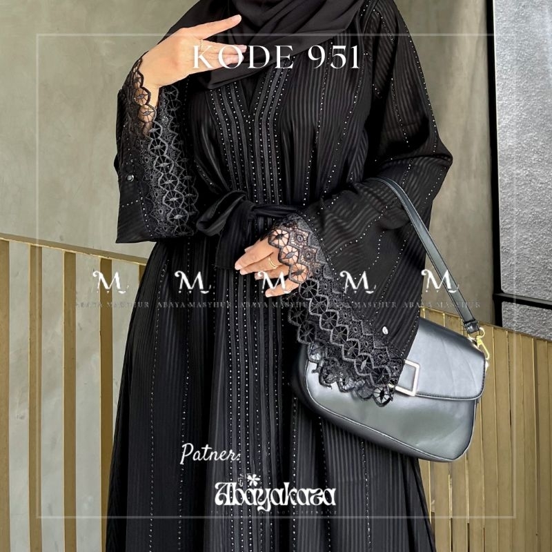 Jual Abaya Hitam Turkey Gamis Syari Muslimah Bahan Jetblack Hitam Kombinasi Renda Abaya Zara ...