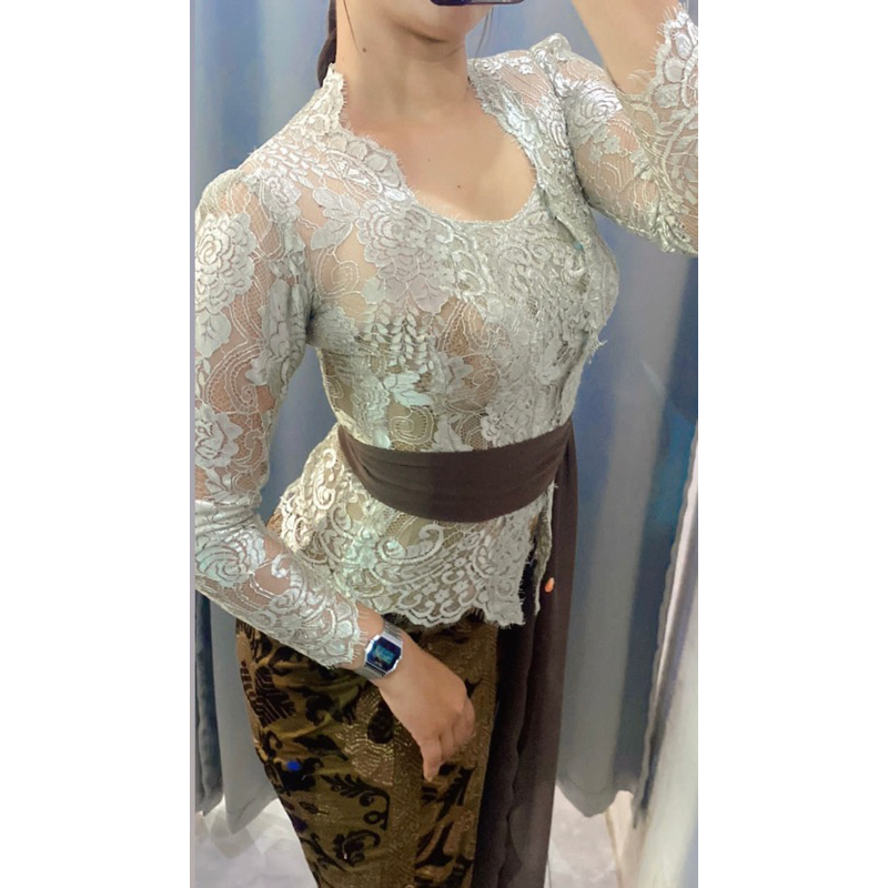 Jual KEBAYA JADI BALI//KEBAYA JADI BROKAT METALIC GLOSSY TIRTA SARI ...