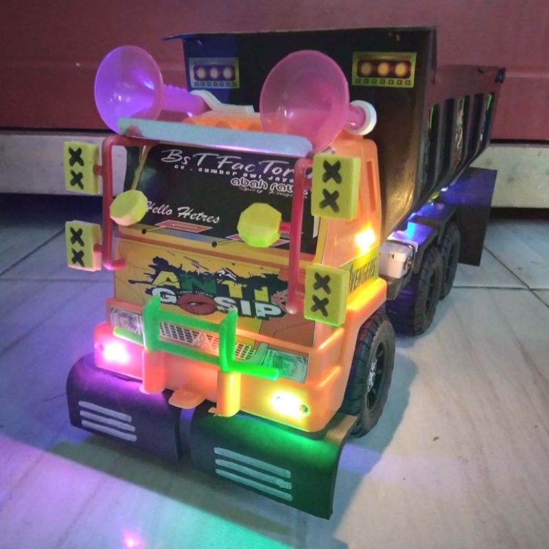 Jual COD Truk modifikasi Mobil mainan Super keren | Shopee Indonesia