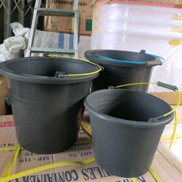 Jual Ember Plastik Hitam AJP Ember Antipecah Ember Serbaguna Uk 16 20 ...