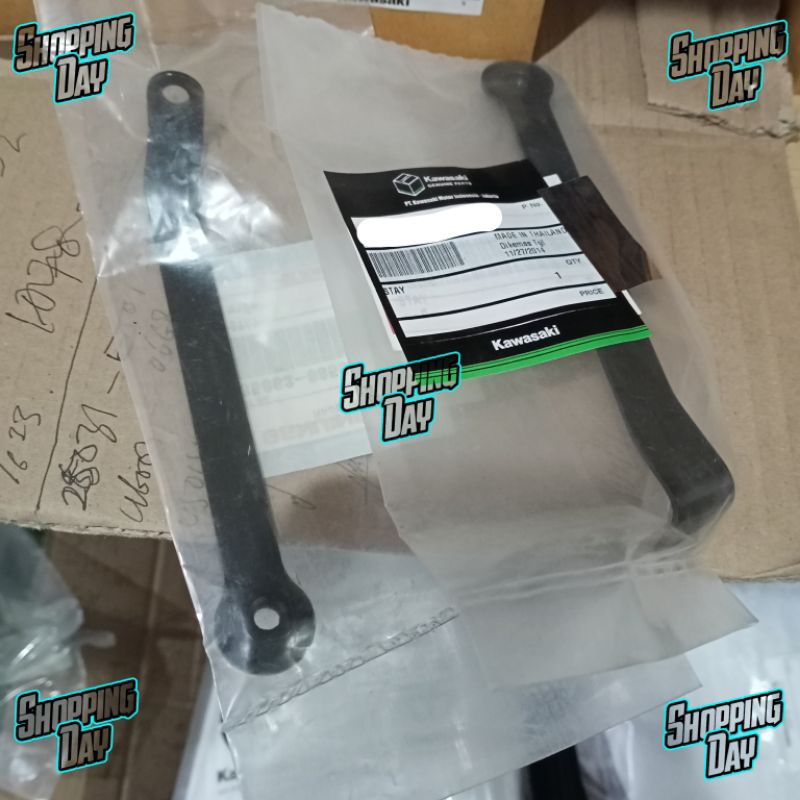 Jual Braket breket besi plat dudukan bawah radiator z800 ORIGINAL ...