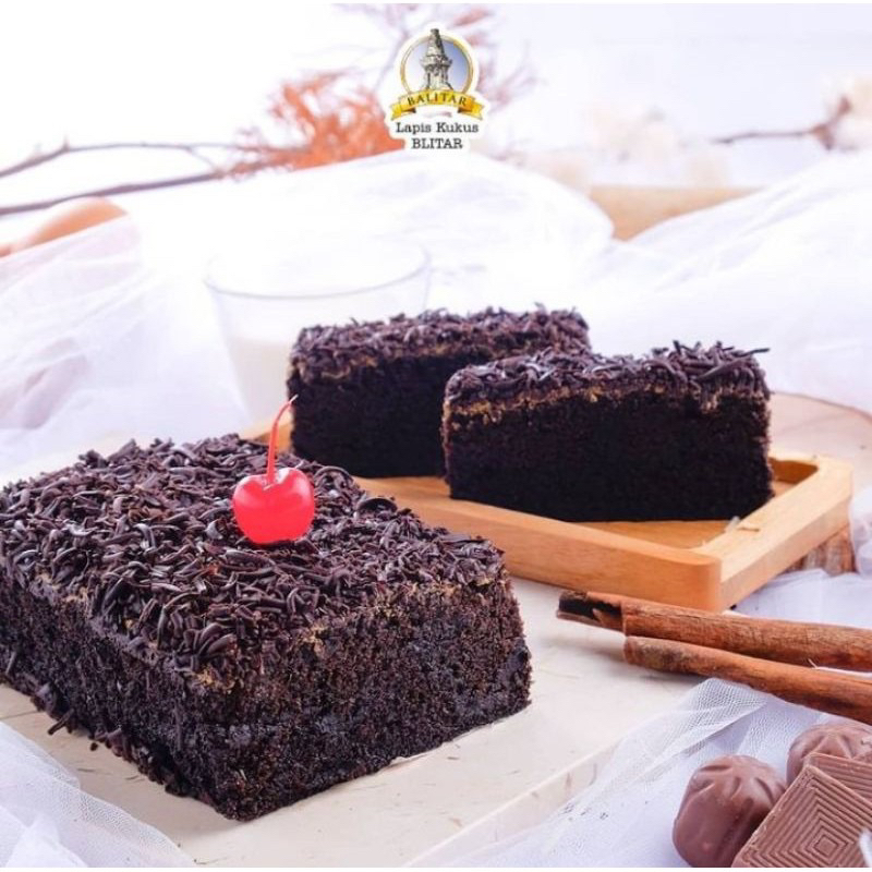 Jual LAPIS KUKUS BLITAR BROWNIES COKELAT OLEH - OLEH KHAS BLITAR ...