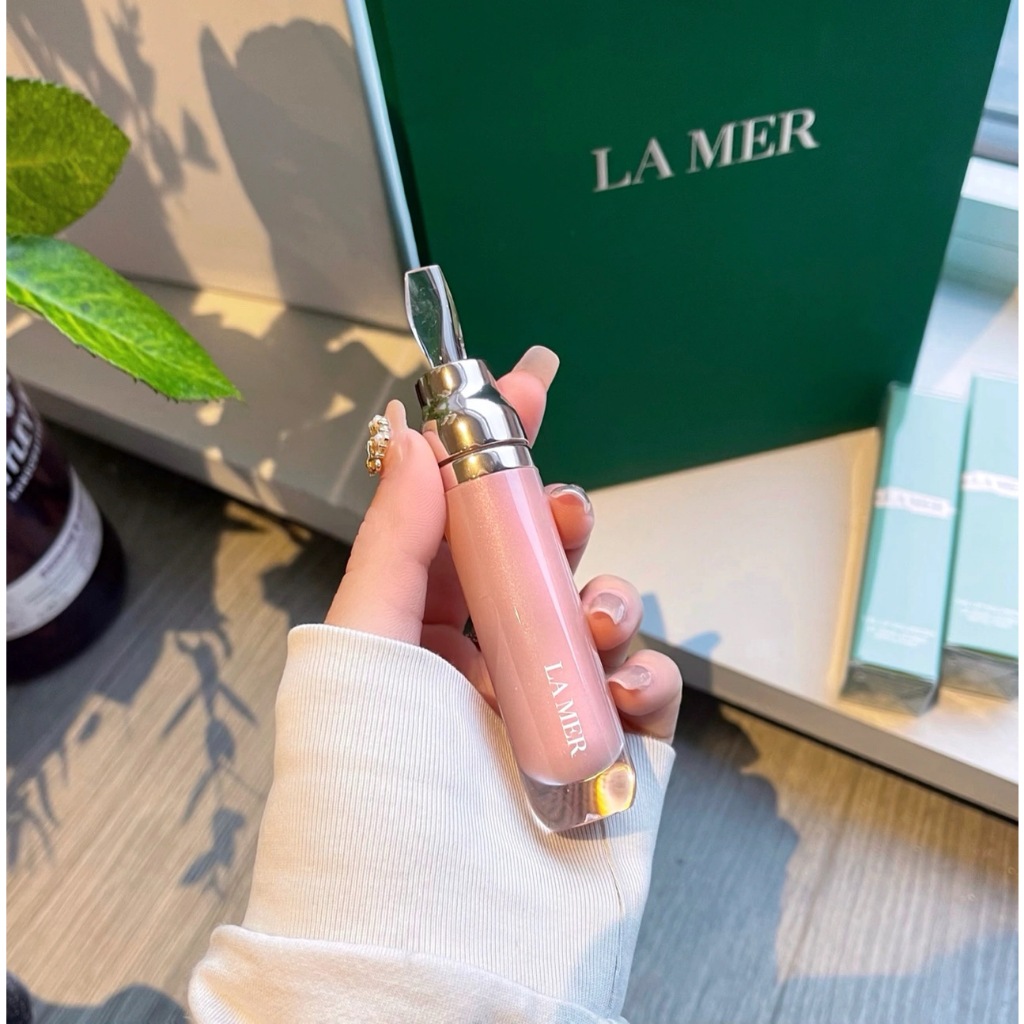 Jual Lamer Lip Volumizer Soften, smooth and plump with hydration for ...