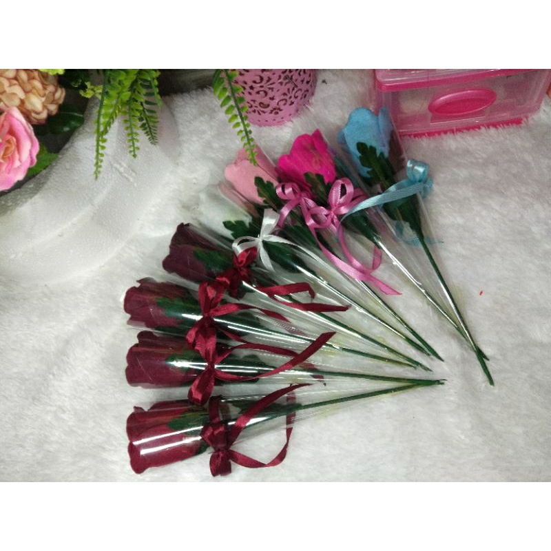 Jual bunga mawar tunggal / single rose kain flanel / hadiah hari guru ...