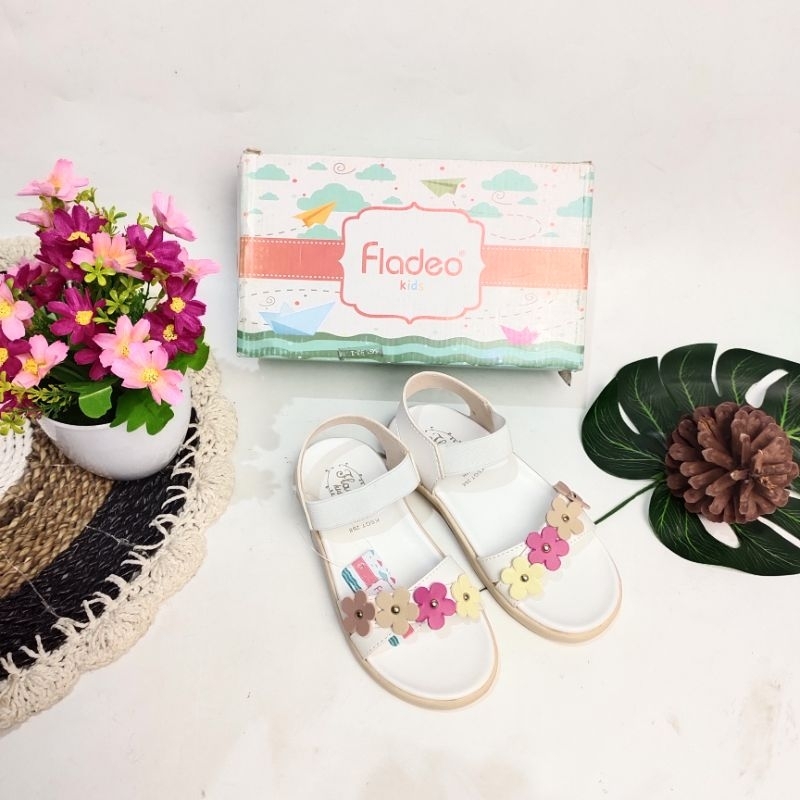 Jual ‼️ Laila Branded ‼️ Sendal Anak Bunga Silang Fladeokids (Kode ...