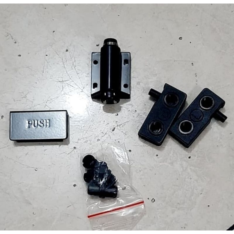 Jual Engsel Kaca Jepit + Magnet + Push Untuk Pintu Kaca Single Double ...