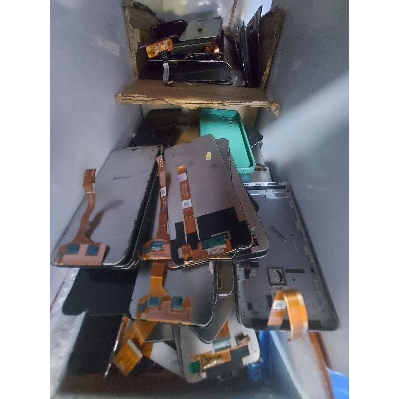 Jual LCD ANDROID / LCD BEKAS KILOAN COCOK UNTUK BAHAN DLL | Shopee ...