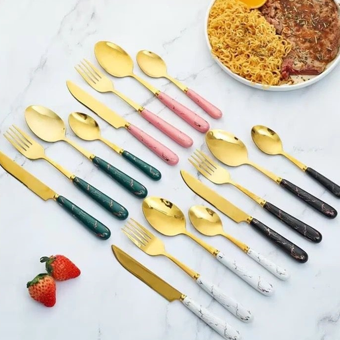 Jual Wow Murah Meriah.. SENDOK SET SULTAN VIRAL SENDOK GARPU GOLD EMAS ...