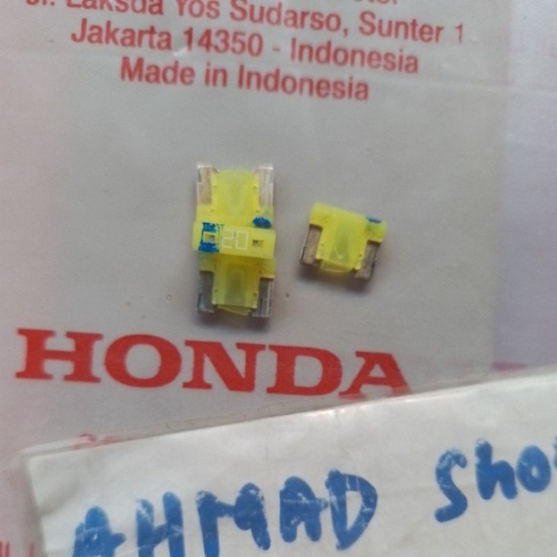 Jual sekring fuse sekring 20amper honda genio beat fi new scoopy fi new ...