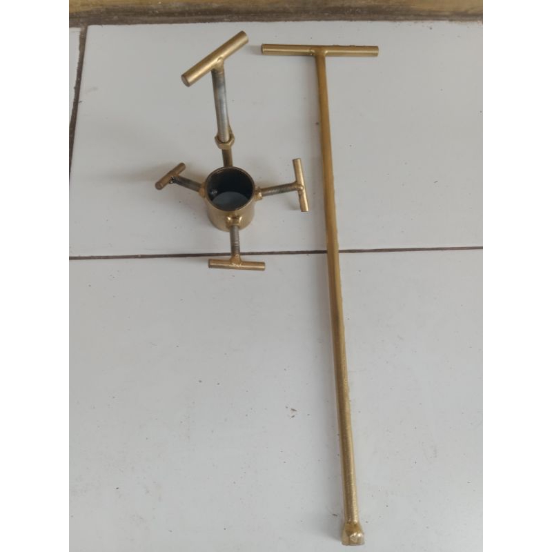 Jual paket treker universal dan penahan sulingan n max | Shopee Indonesia